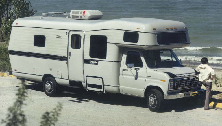 1981 Toyota Mirage Mini Motorhome / Wohnmobil Kult
