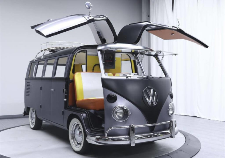 1967 Back To The Future VW T1 Bus with Gullwing Doors / Wohnmobil Kult